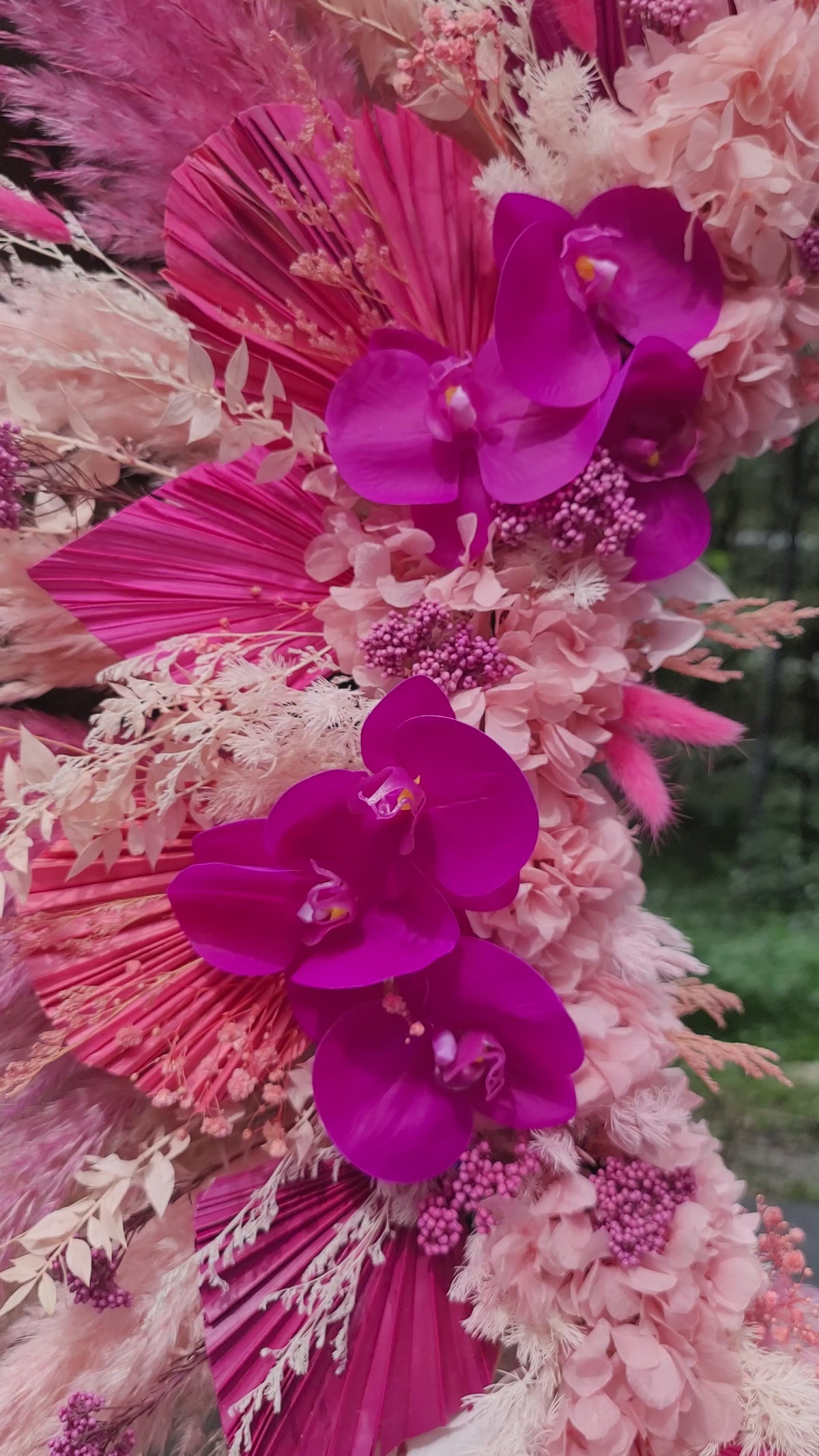 // PARIS // | Pretty Dead Flowers